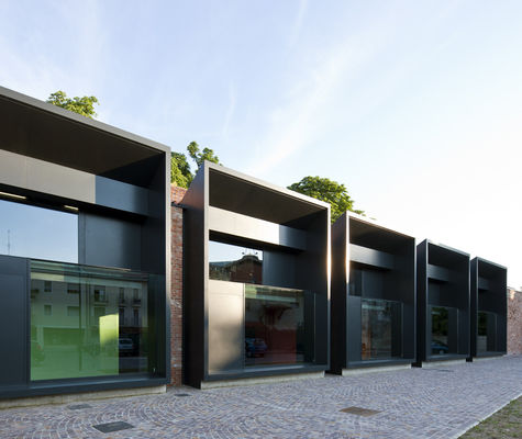 Restaurant Aluminium Curtain Wall Cladding Wind Turbine Facade